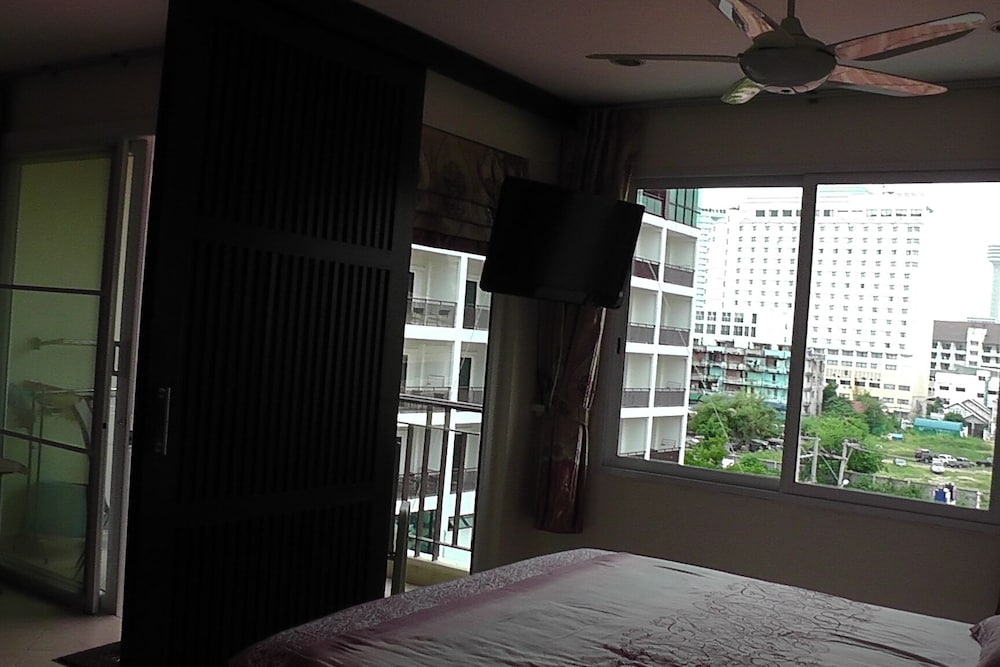 Exceptionnel. Pres De La Plage. Luxueux Appart 501 Calme Et Confortable. - Pattaya