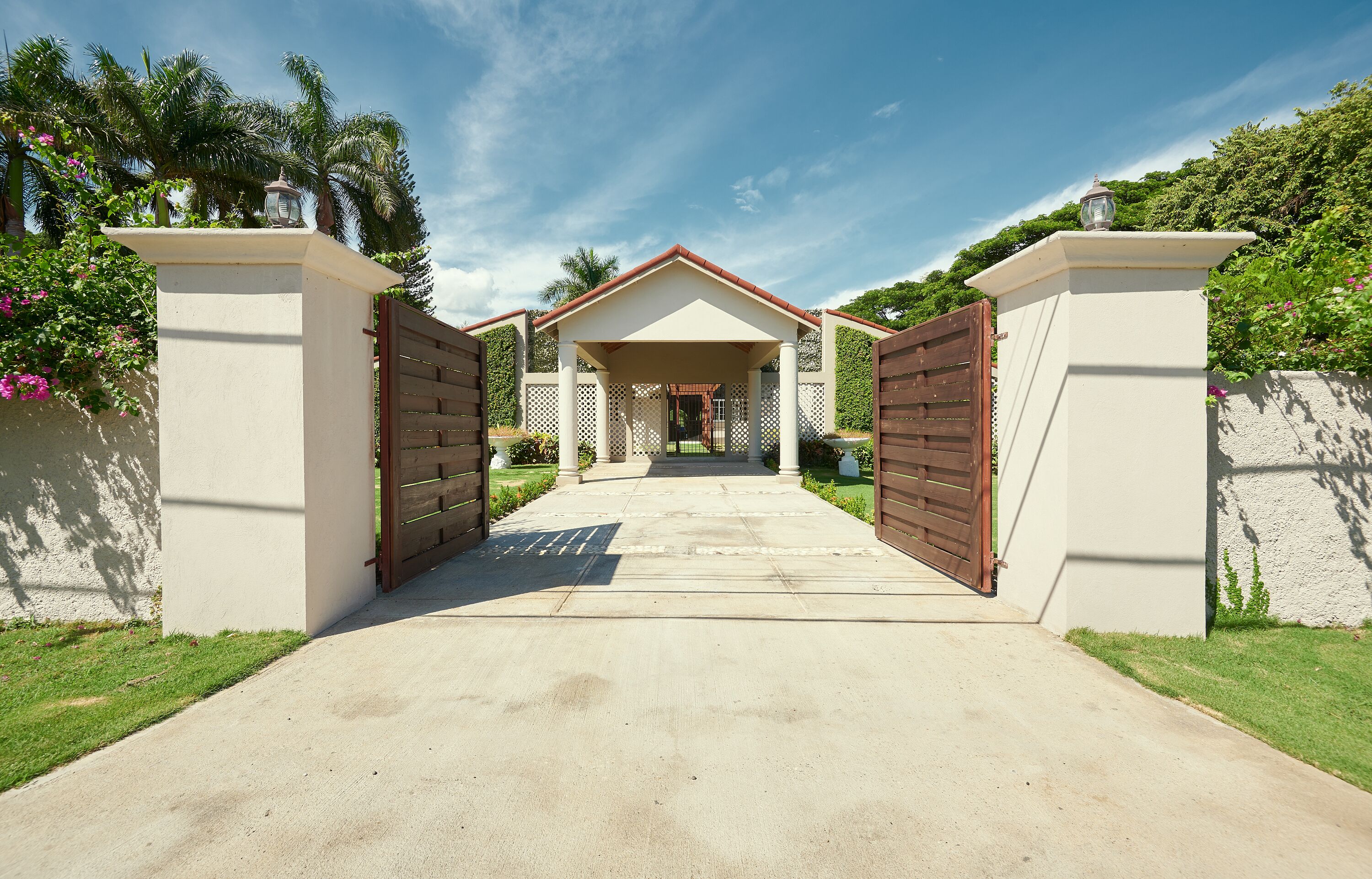 At Jam Villa Resort we provide the utmost in customer service - Ocho ...