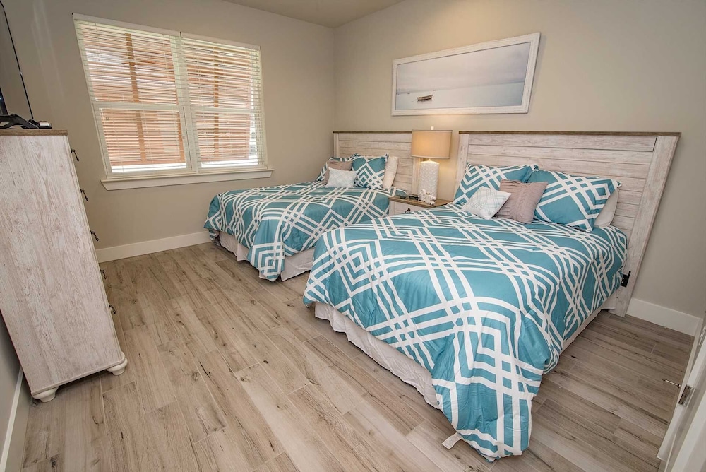 Tipsy Turtle Your Gulf Shores Vacation Spot Beach And Pool By Prickett Properties - Gulf Shores, AL