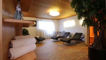 Sauna seca, sauna a vapor