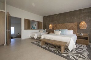Suite Design, 1 quarto, cozinha, em frente à praia | Cofre no quarto, com decoração personalizada 