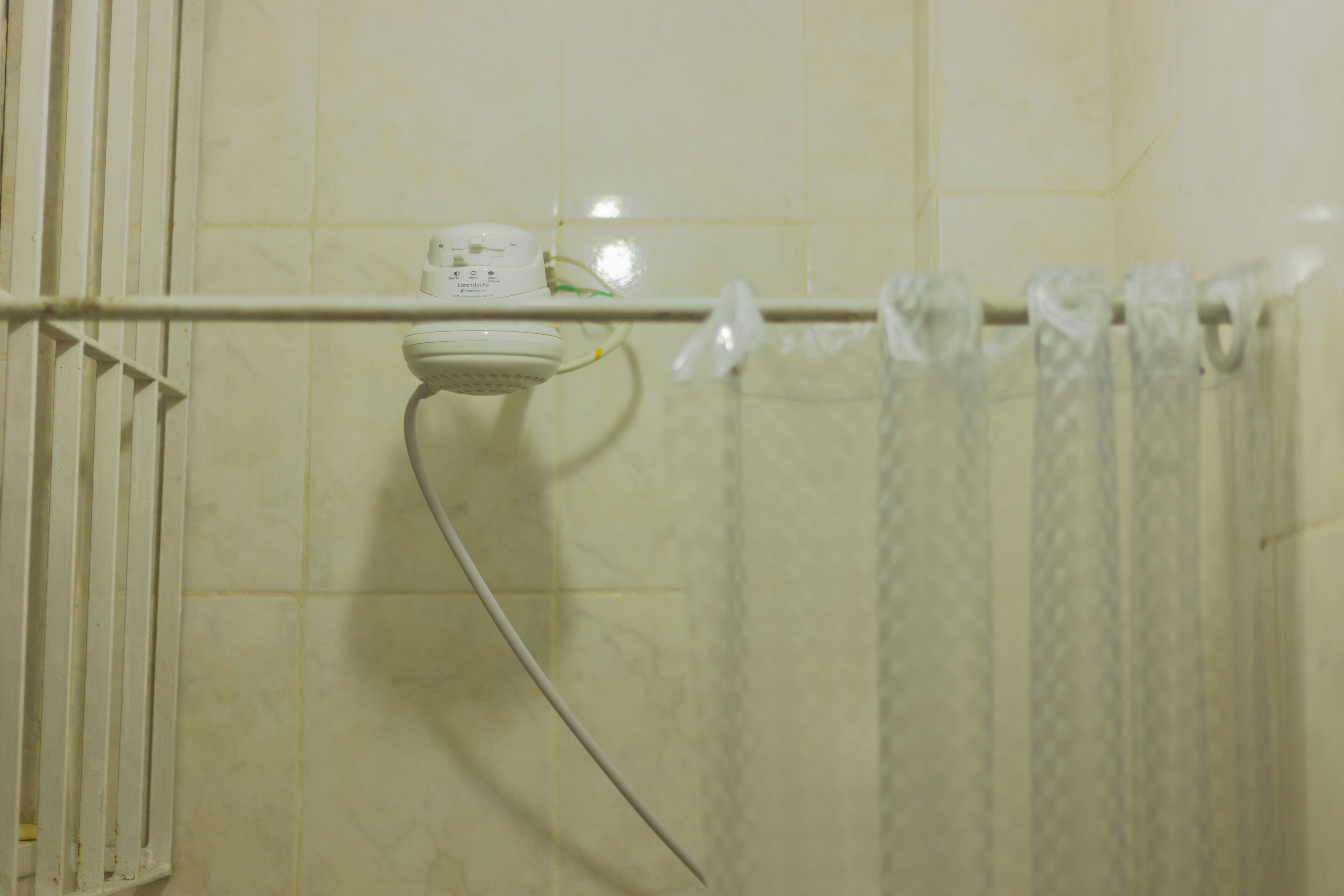 Apartamento, não fumadores | Casa de banho | Artigos de higiene pessoal grátis, um secador de cabelo, chinelos 