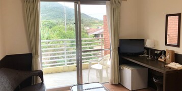 Quarto duplo | Frigobar, escrivaninha, quartos à prova de som, Wi-Fi de cortesia