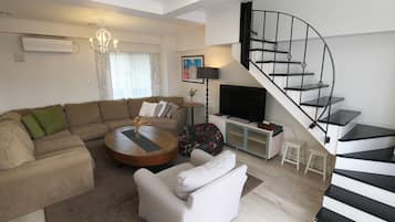 Condo real, para não fumantes | Individualmente decorados, individualmente mobiliados