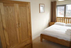 Apartamento, 2 quartos, para não fumantes | 2 quartos, ferros/tábuas de passar roupa, berços (sobretaxa)