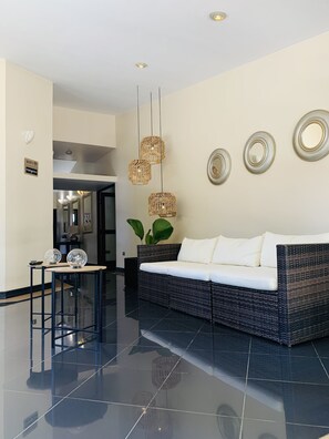 TV de tela plana 40 polegadas com canais a cabo, TV