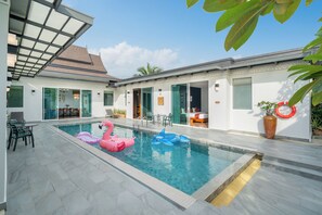 Piscina exterior 