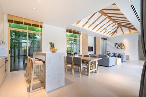 Villa Deluxe | Refeições no quarto