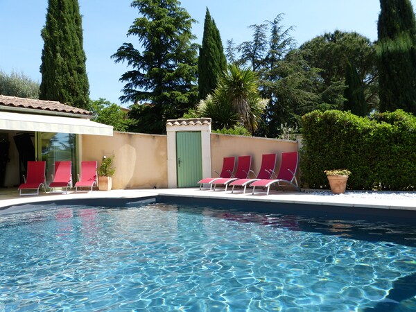 Villa Thebaïde Chambres D'hôtes - Gard