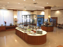 Café da manhã inglês todos os dias mediante uma taxa