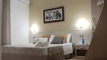 Quarto Quádruplo, varanda | Secretária, quartos insonorizados, Wi-fi grátis