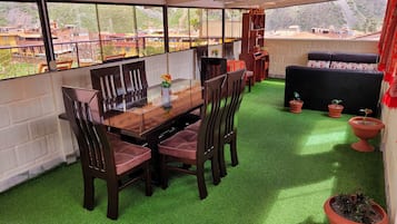Café da manhã (USD 4 por pessoa)
