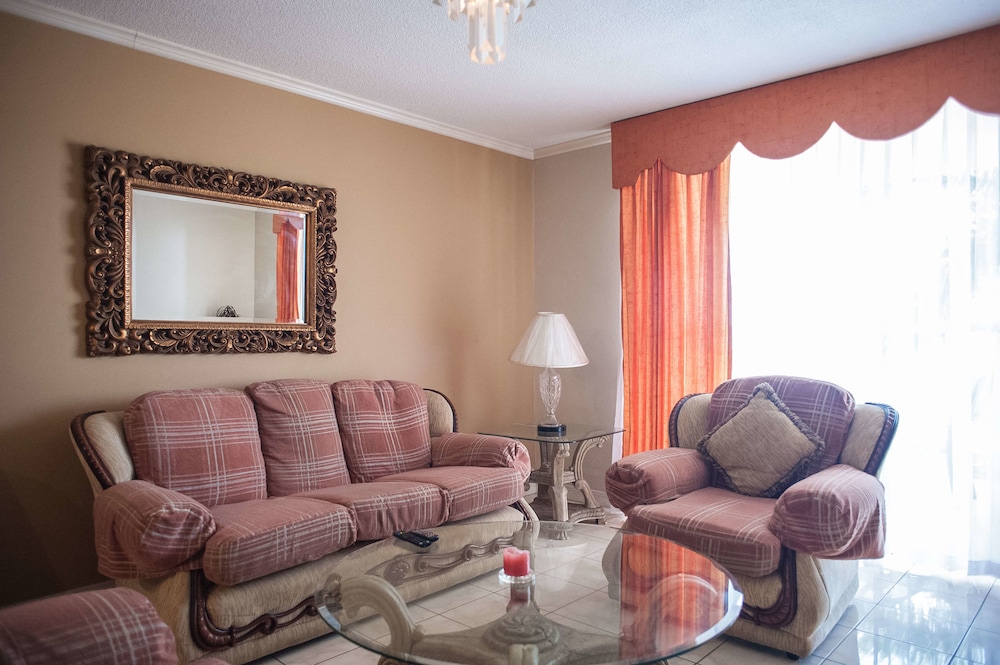 Ocean Breeze At Montego Bay Club Resort - Montego Bay