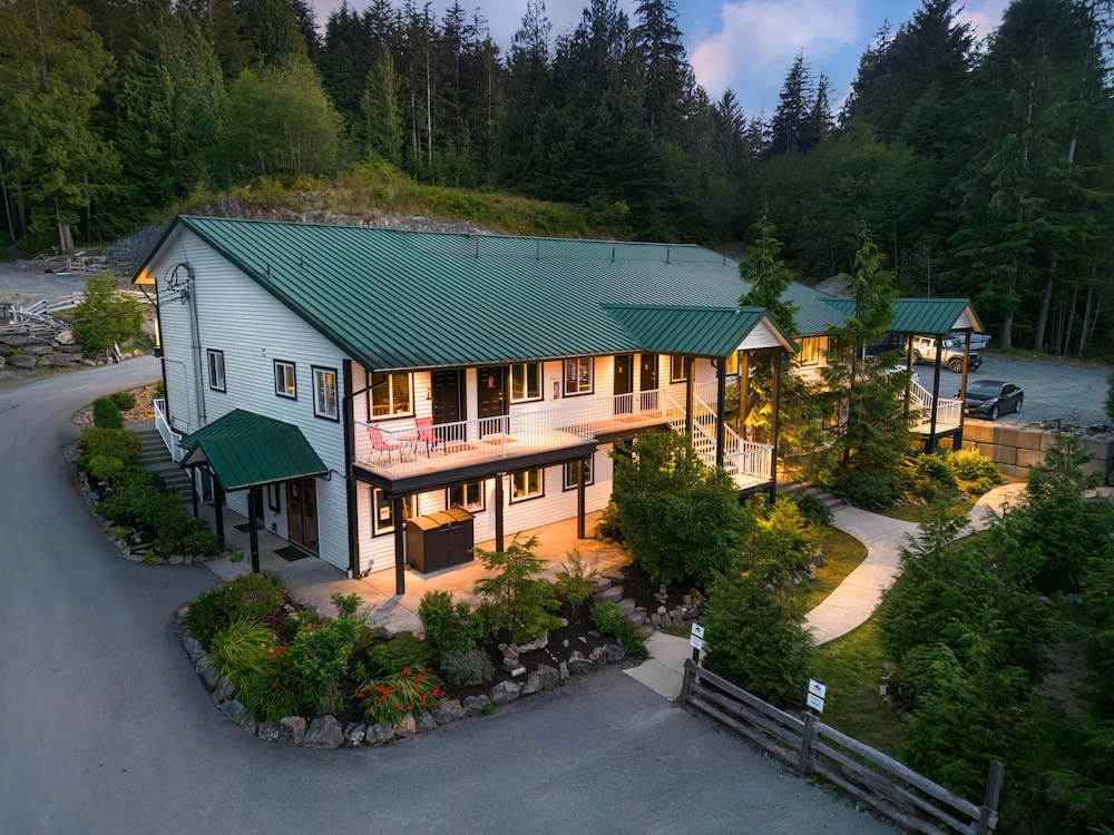 West Coast Trail Lodge - Vancouver Island