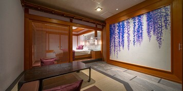 Quarto real, para não fumantes | 1 quarto, edredons de pluma, individualmente decorados