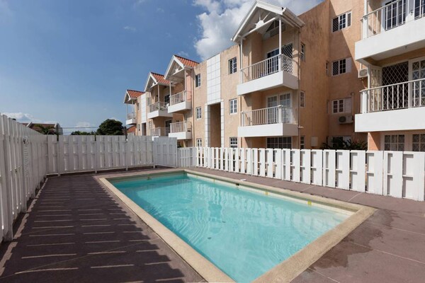 Kingston Most Centrally Located One Bdrm - Kingston