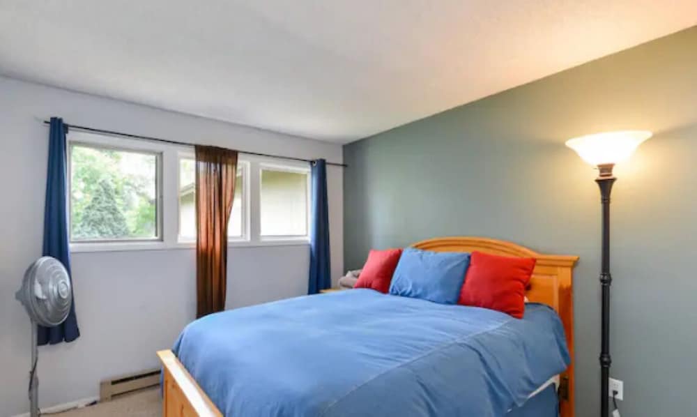 Comfy Continental Townhouse, 1 Bedroom, Sleeps 4, Single Level - Flagstaff, AZ
