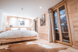 Quarto casal ou duplo luxo (Lifestyle) | Roupas de cama premium, edredons de pluma, cofres nos quartos