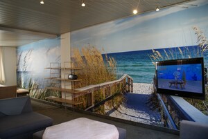 Apartamento, 2 quartos | Área de estar | TV