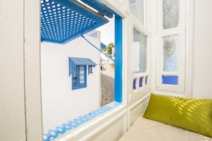 Apartamento standard, 2 quartos, para não fumantes | 2 quartos, roupas de cama premium, cortinas blackout