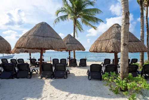 **Amazing Blue Cx Condo** @The Elements - Playa del Carmen