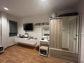 Quarto básico, 1 quarto | Individualmente decorados, individualmente mobiliados