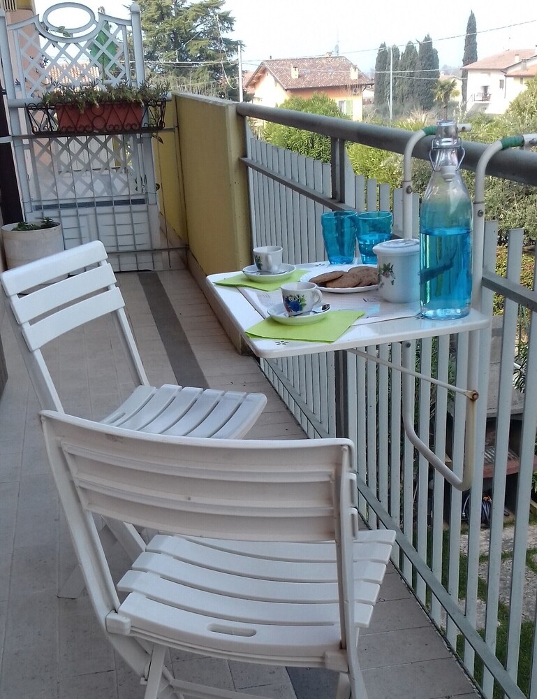 Prestigious And Comfortable Apartment With Swimming Pool In Lazise For Relaxing Vacations - Lake Garda