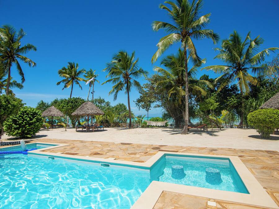 Vista para praia/oceano