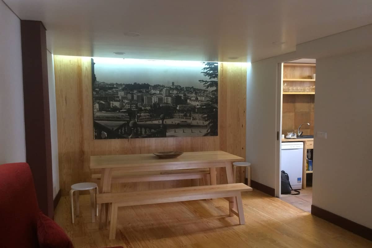 Casa, 3 quartos, para não fumantes (Travessa da Cisterna) | Opções para refeição no quarto