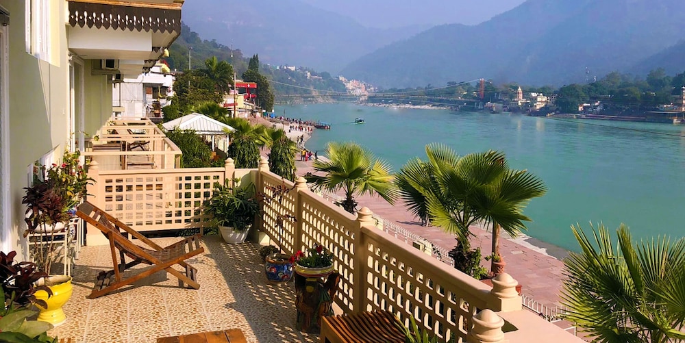 Yog Niketan By Sanskriti - Rishikesh