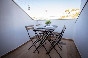 Loft, 2 quartos, sacada, vista para o rio | Terraço/pátio