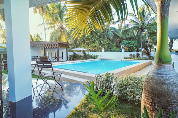 Quest Villa - Panglao