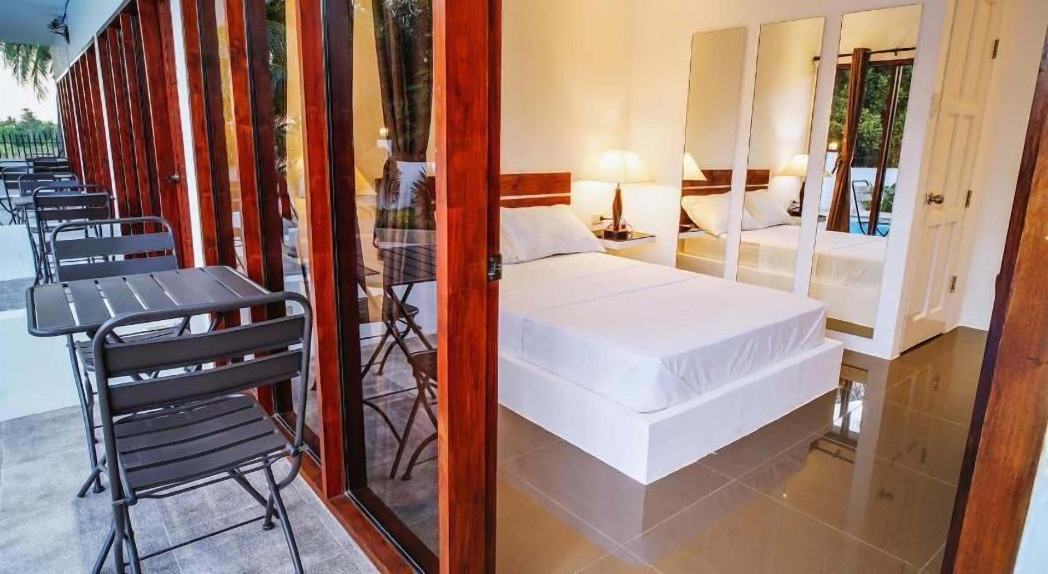 Cofre no quarto, Wi-fi grátis, roupa de cama fornecida 