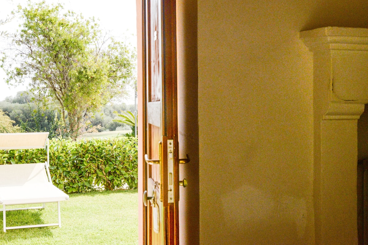 Quarto Duplo Standard, varanda, vista para o jardim | Minibar, quartos insonorizados, ferro/tábua de engomar, Wi-fi grátis