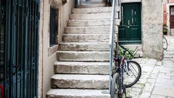 Entrada do alojamento