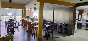 Pequeno-almoço tipo buffet diário incluído 