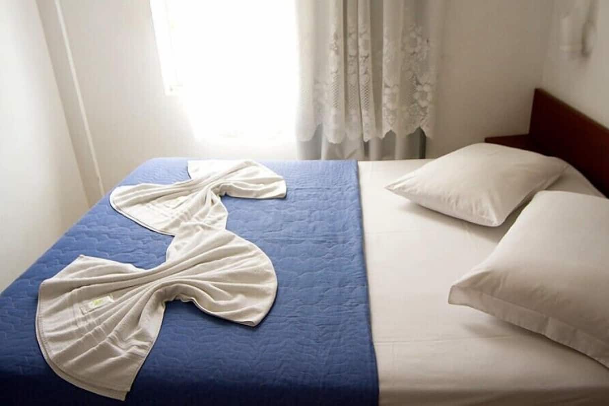 Wi-fi grátis, roupa de cama fornecida