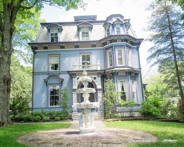 The Bevin House Bed & Breakfast - New England