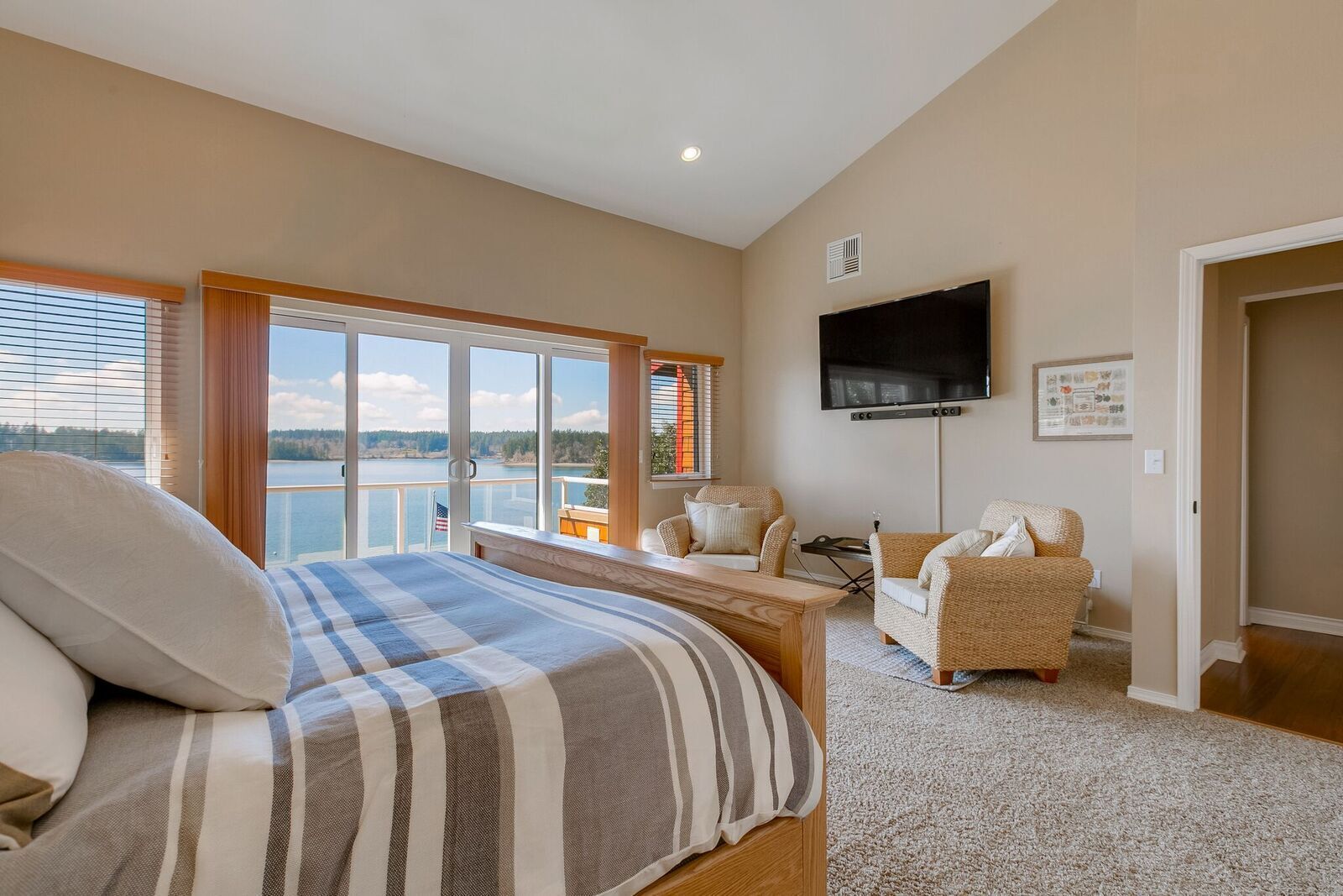 22 Luxurious Vacation Rentals To Experience Throughout The U.S.