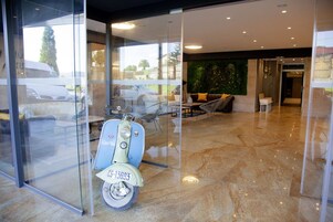 Entrada do alojamento