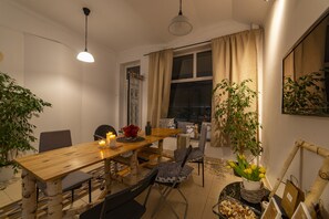 Área de estar no saguão