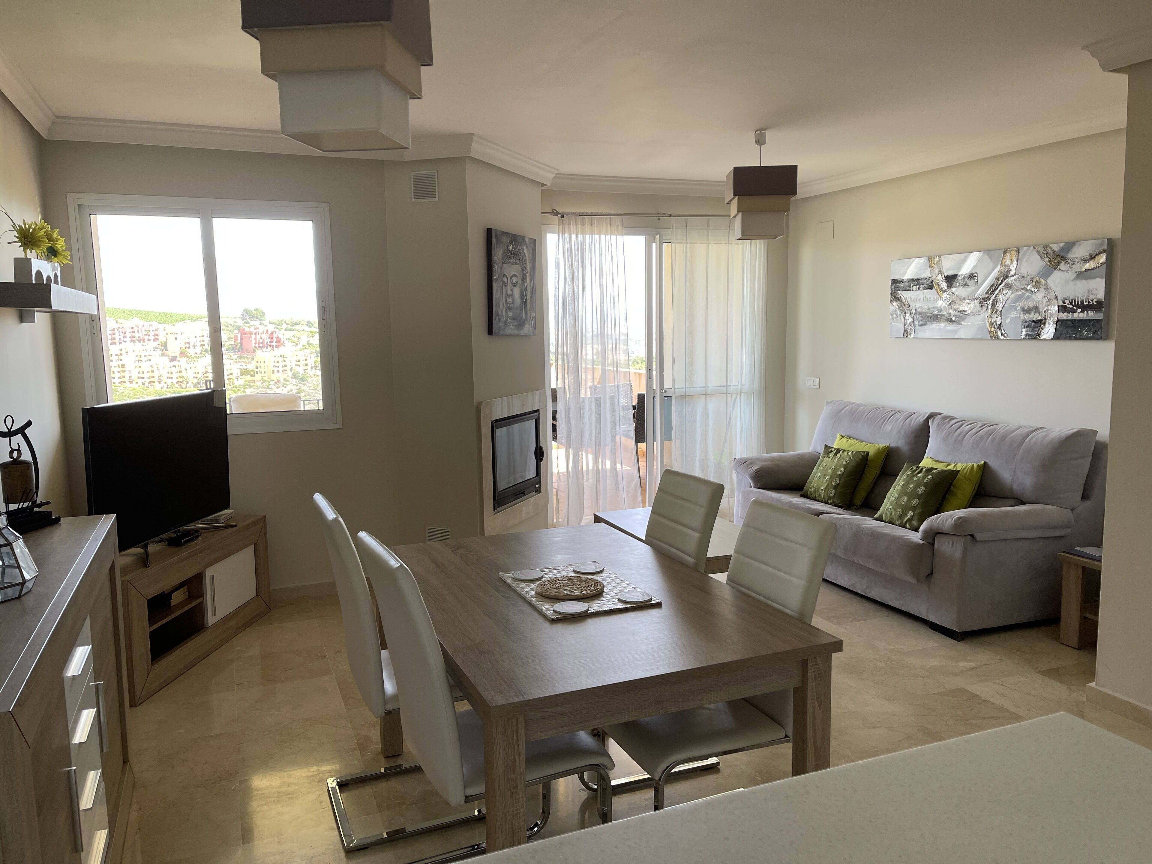 Duguesa Fairways Is Een Gezinsvriendelijk Appartement Op Een Aantrekkelijke Locatie - Manilva