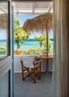 Suite-Estúdio Júnior, vista para o mar | Terraço/pátio interior