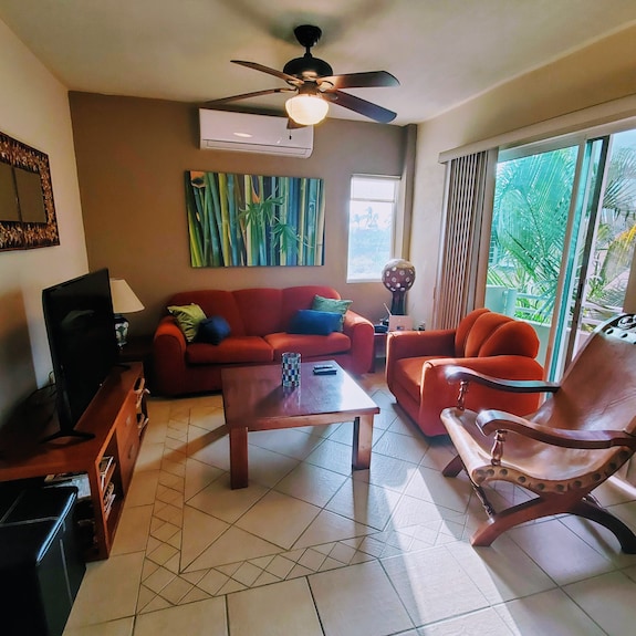 Sea & Mountain View Condo W / Pool! Caminhada Curta Para Best Beach! - Bucerias