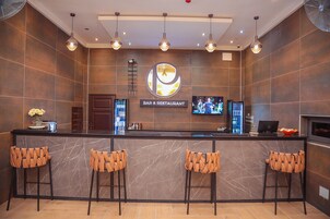 Café da manhã, almoço e jantar