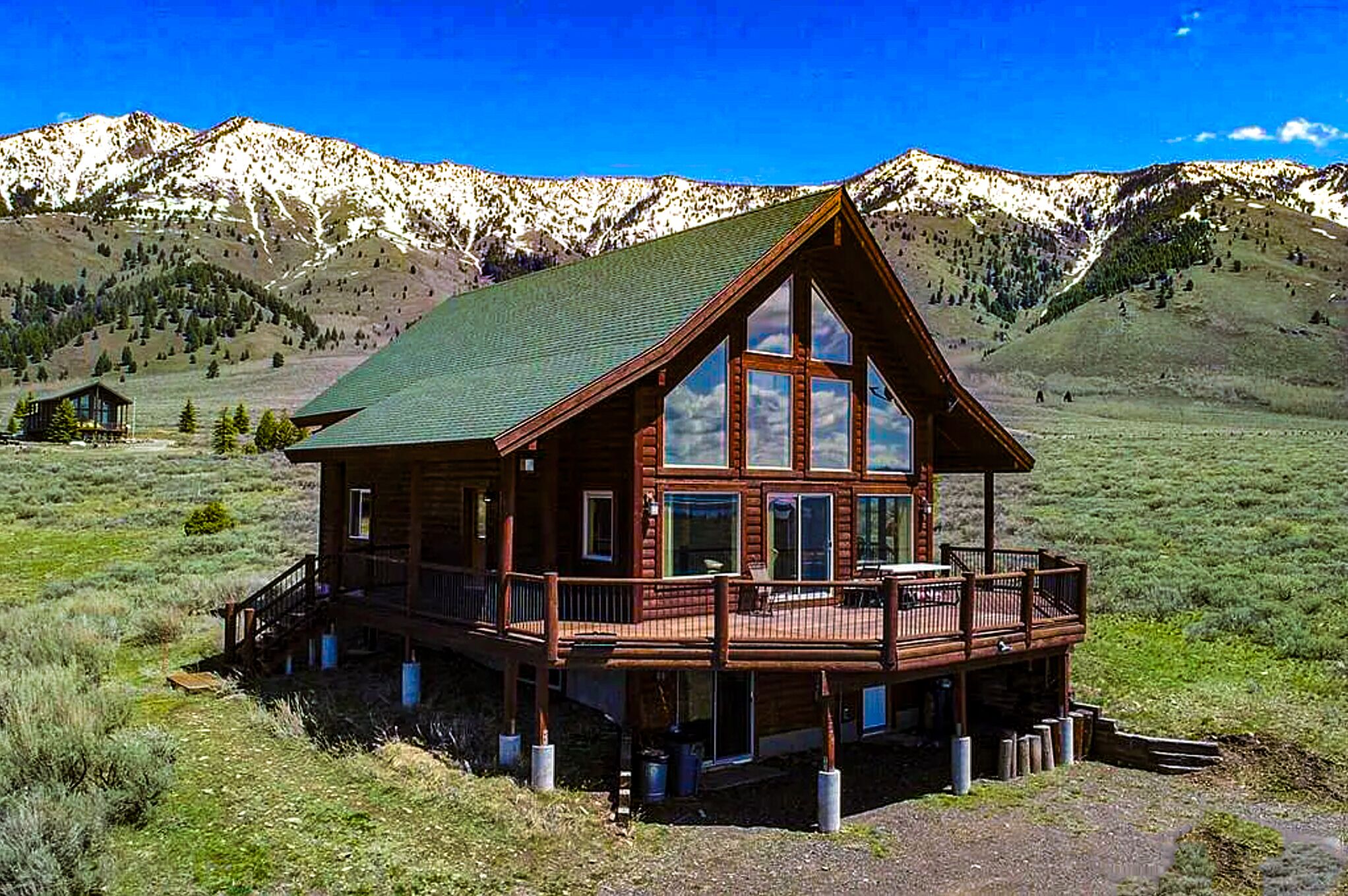 The Best & Coziest Cabin for Big Families/Groups in West Yellowstone ...