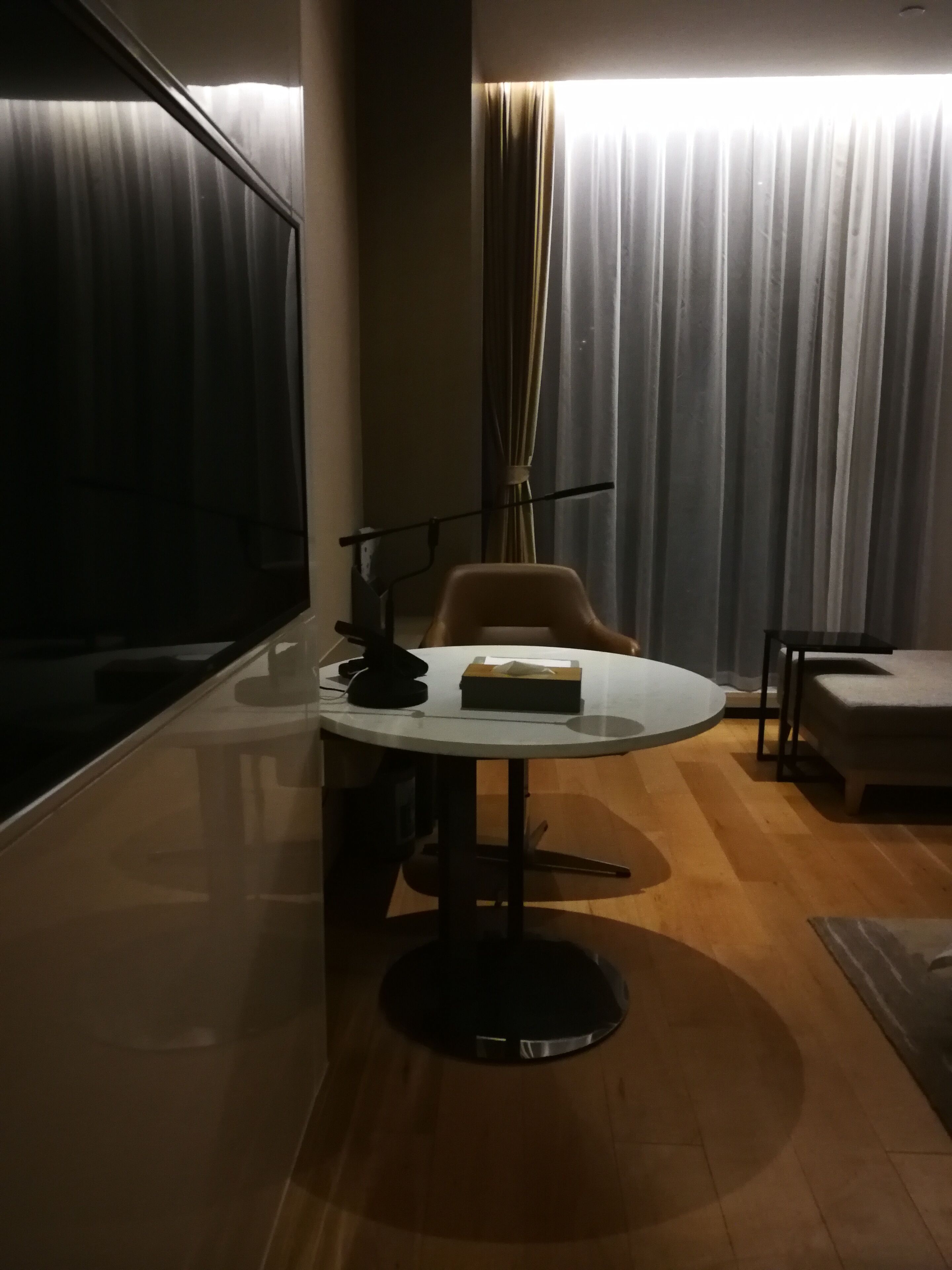 Quarto Standard, 2 camas individuais | Minibar com produtos grátis, secretária, Wi-fi grátis 