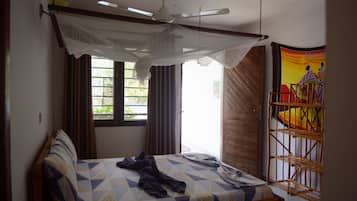 Quarto Duplo, varanda | 1 quarto, roupa de alta qualidade, cofre no quarto