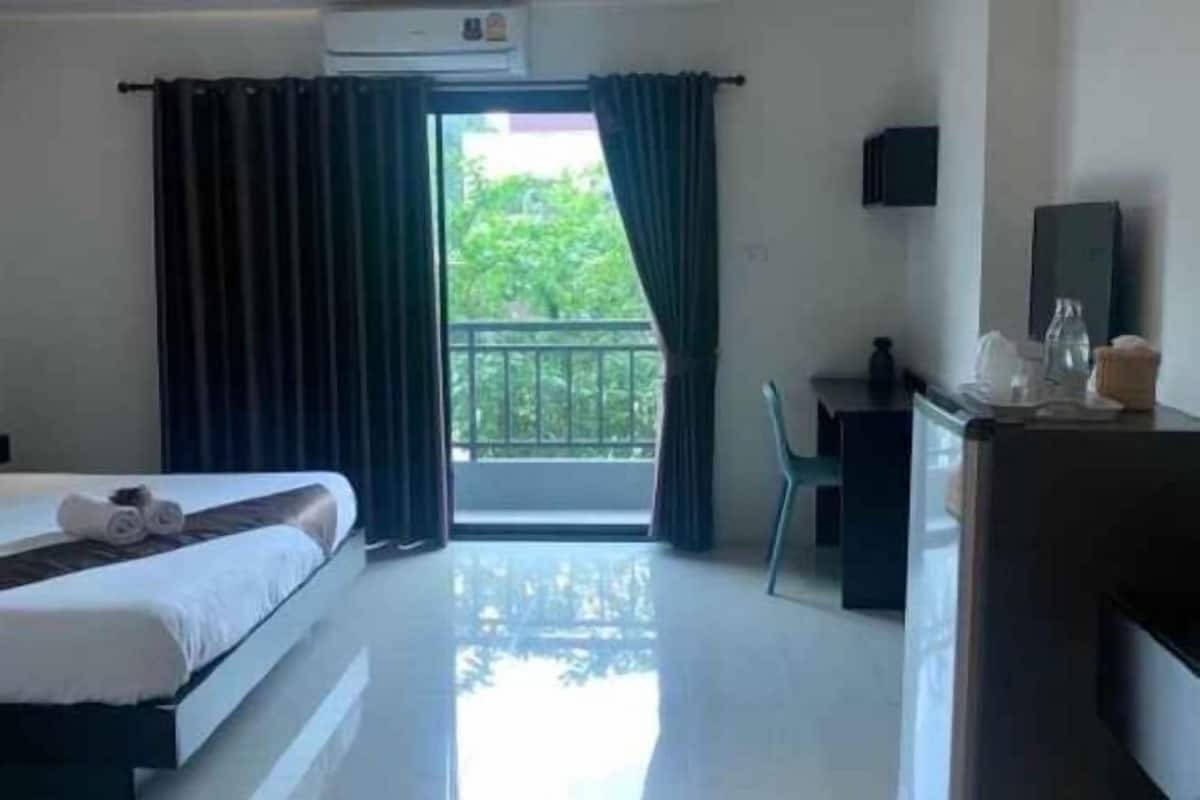 Cortinas blackout, camas extras/dobráveis (sobretaxa), Wi-Fi de cortesia