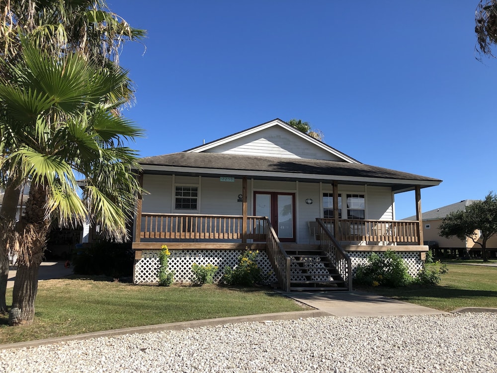 Quiet Bay House Retreat With Easy Access, Great View. - Port O'Connor, TX